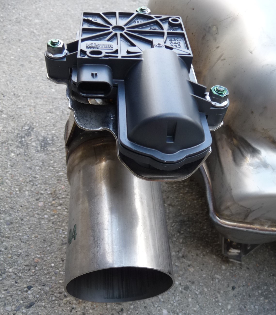 2022-2023 Porsche Macan Exhaust Muffler, Left Rear 95B253601BY OEM A1 ...