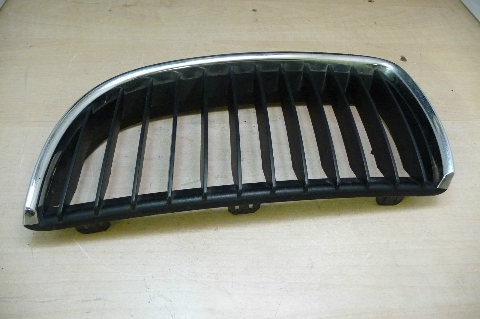 BMW E90 E91 Kidney Grille Left LH Driver Side Chrome and Black ...