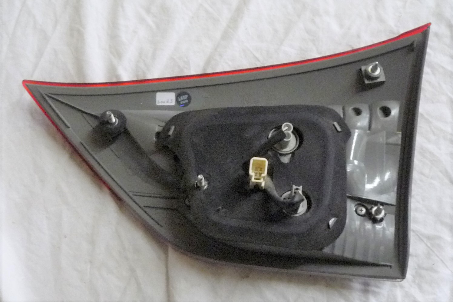 11-14 Toyota Sienna Rear Trunk Left 81590-08011 & Right 81580-08011 ...