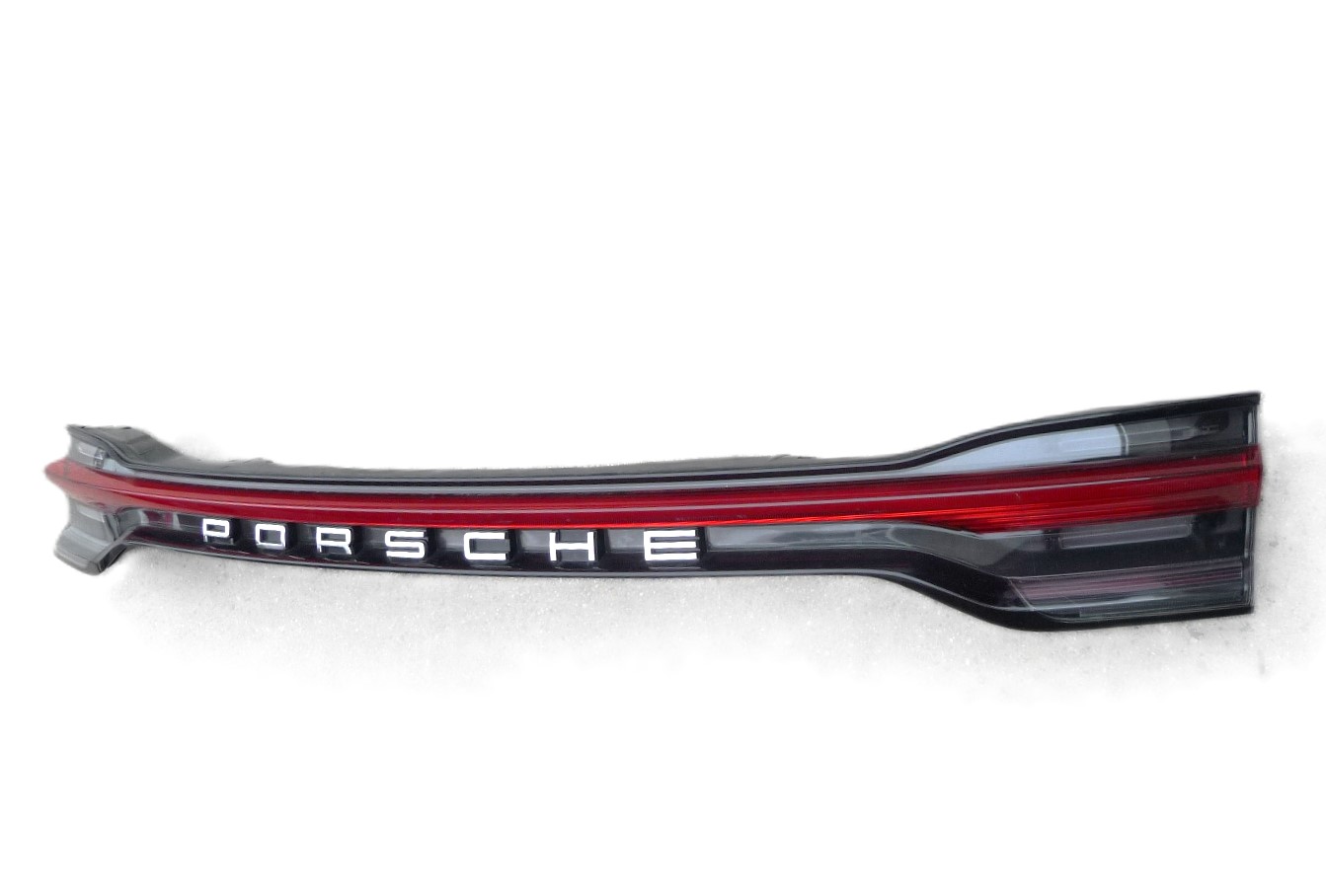 2019-2023 Porsche Macan Rear Light Reflector Panel 95B945208L OEM A1 ...