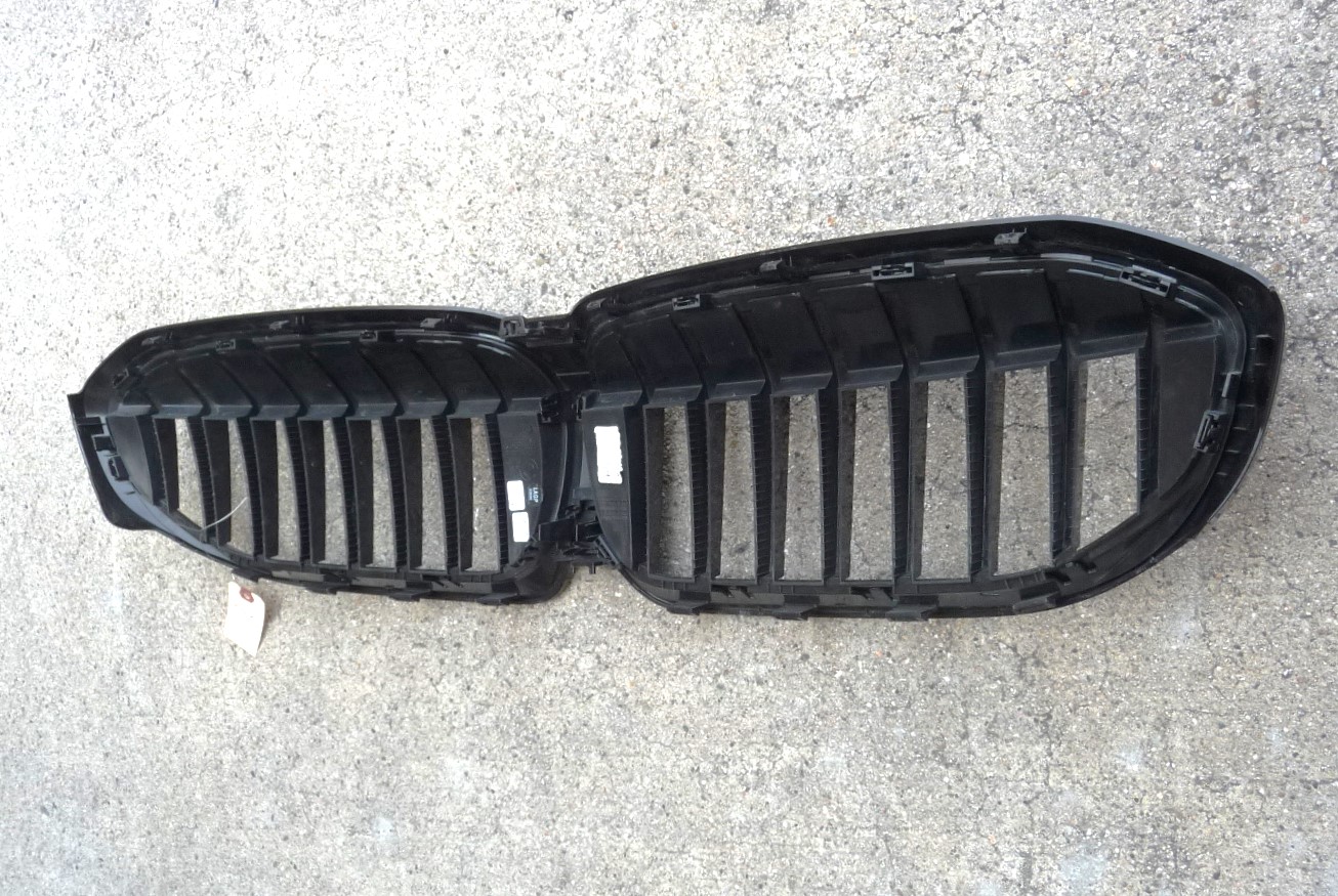 2019-2022 BMW G20 G21 330e 330i M340i Front Upper Grille 51138072085 ...