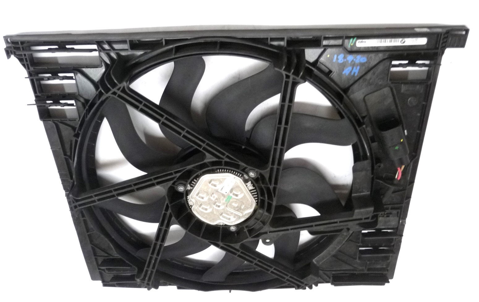 2019-2024 BMW G20 G21 330i Engine Cooling Fan Assembly 17428666816 OEM ...