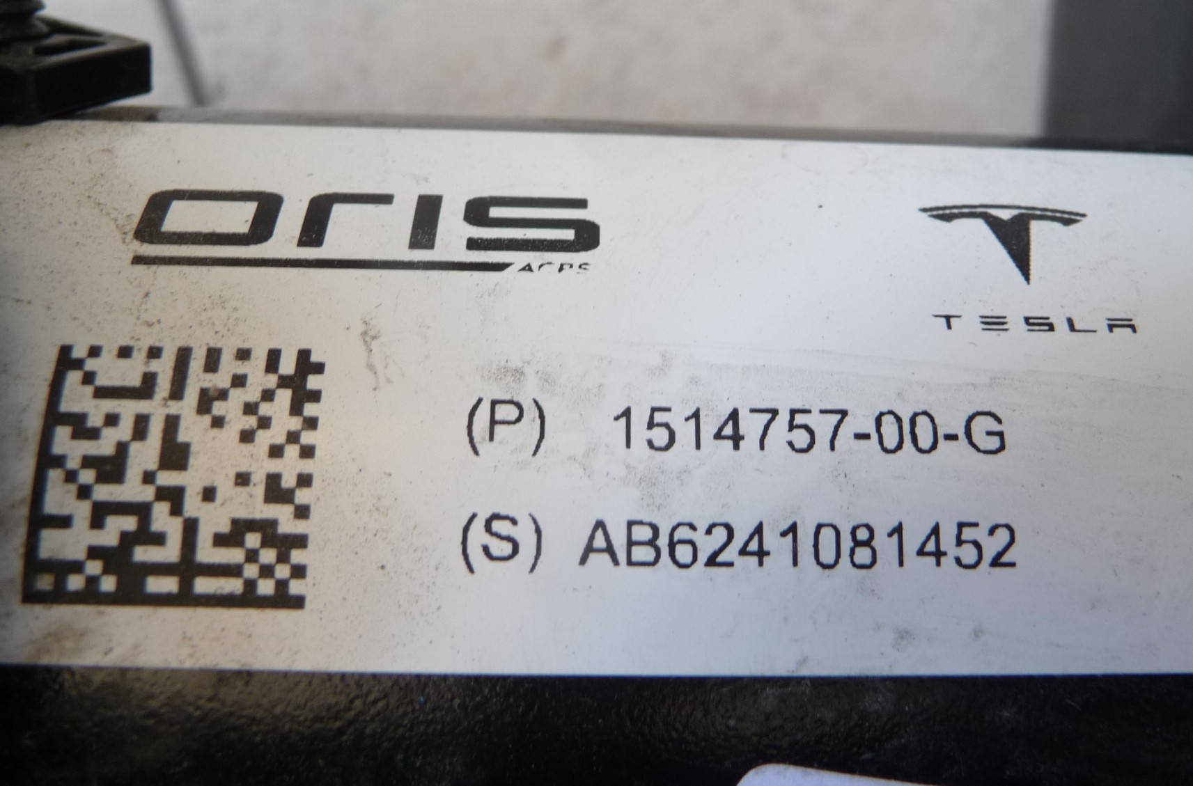 2023-2025 Tesla Model Y 2nd Gen. Rear Tow Trailer Hitch Bar 1514757-00 ...