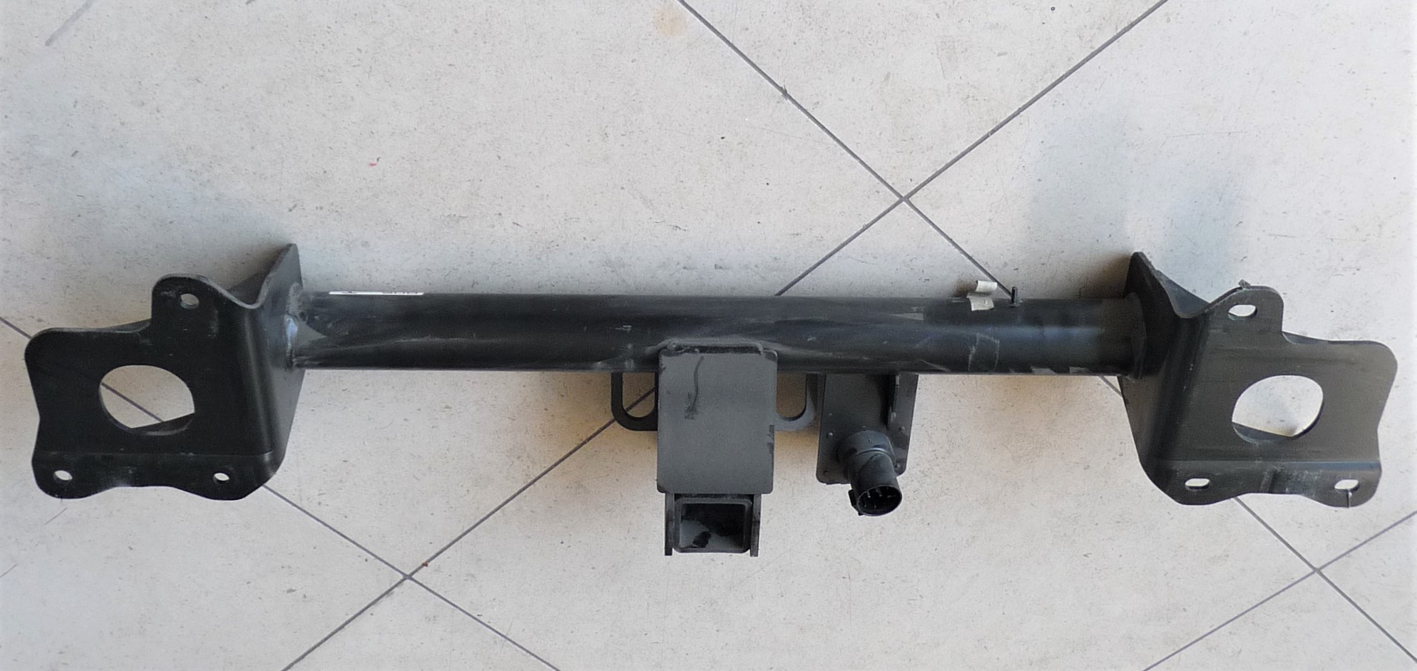 2020-2024 Tesla Model Y Rear Tow Trailer Hitch Bar 1514757-00-D OEM A1 ...