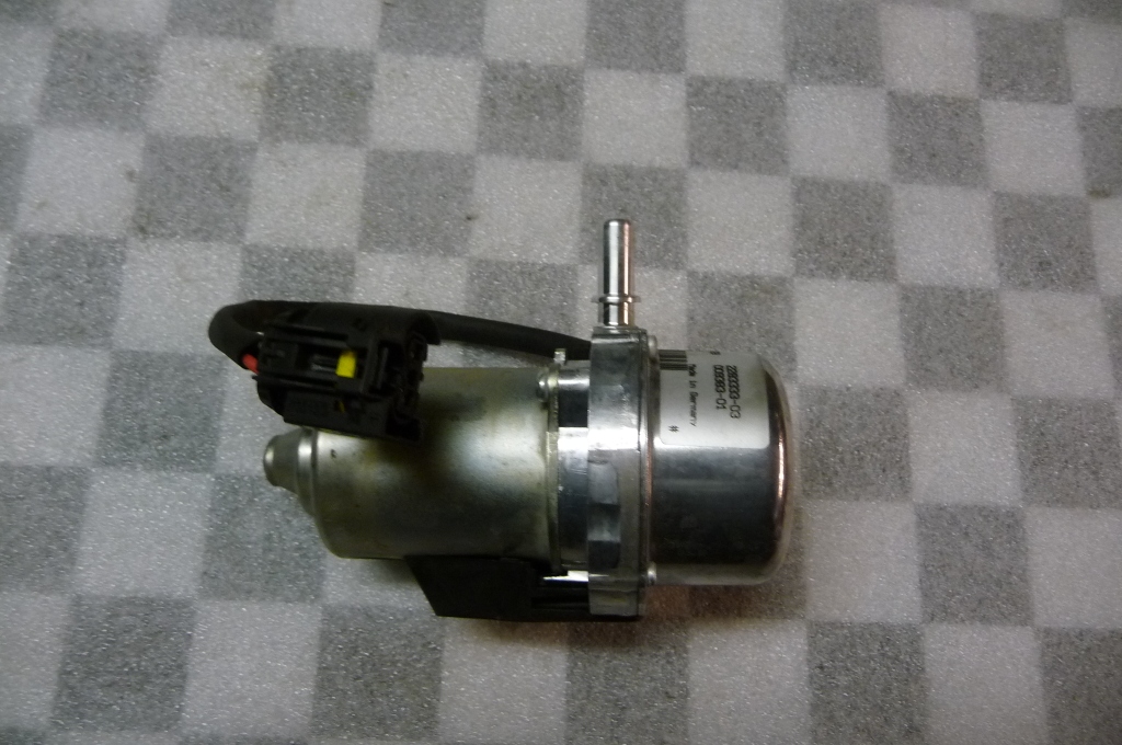 BMW M3 Brake Servo Unit Vacuum Pump Pupme UP28 Q-Stand02 34332283333 ...