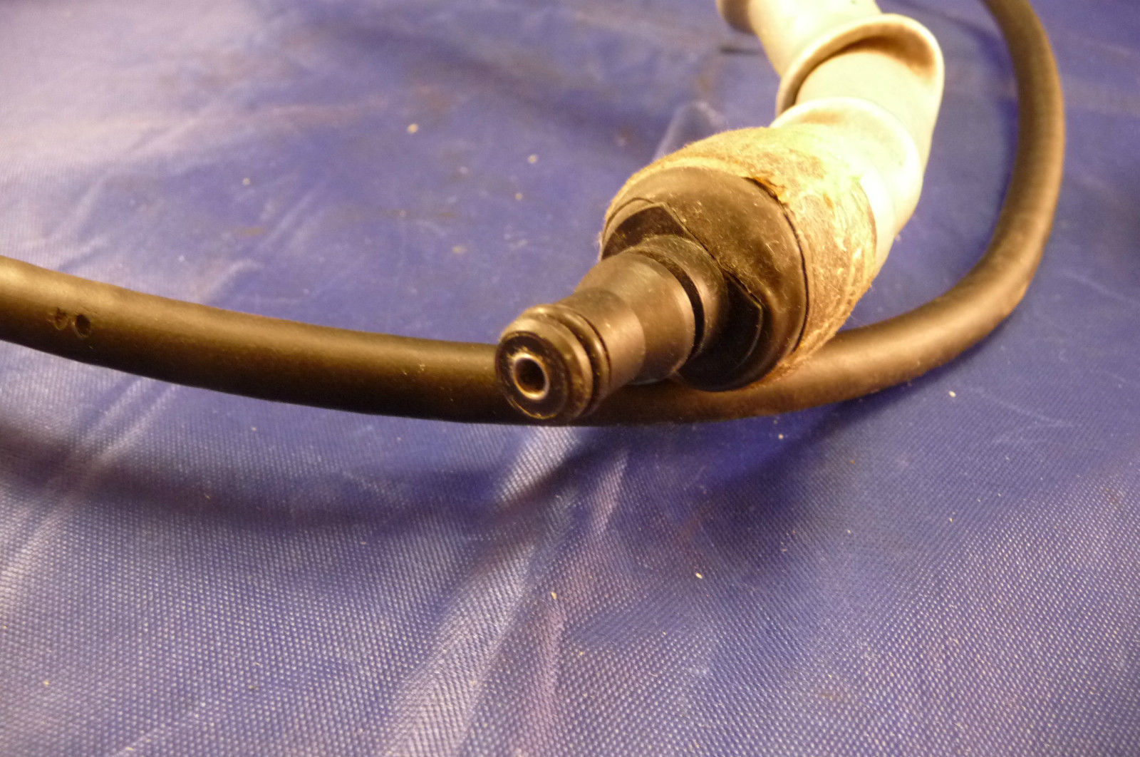 Mercedes Benz Fuel Line 9064702264 OEM OE | LA Global Parts