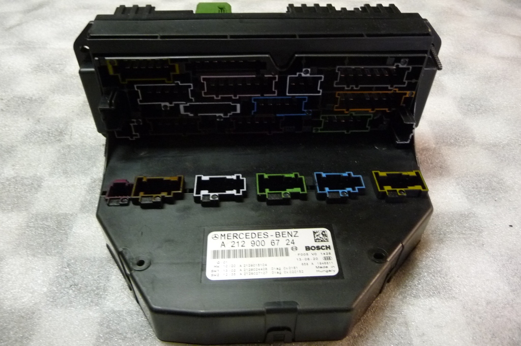 Mercedes Benz E C GL Main Fuse Box BOSCH A 2129006724 OEM OE | LA ...