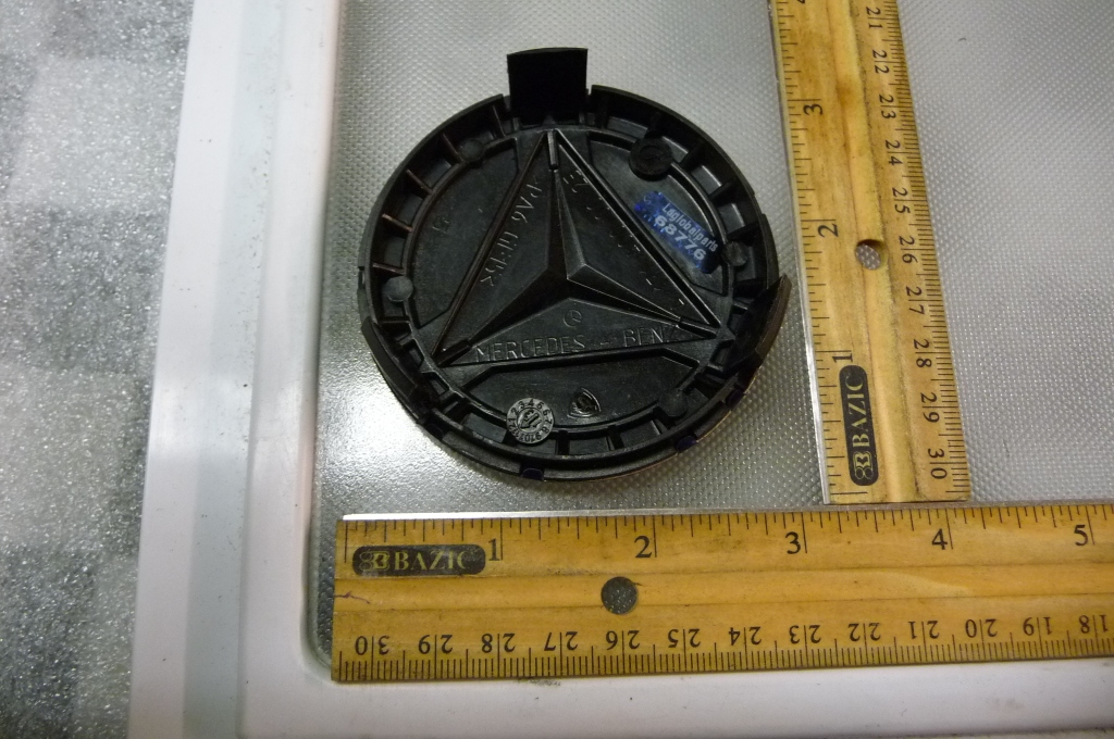 Mercedes Benz Wheel Center Hub Cap A 1714000025 OEM OE | LA Global Parts
