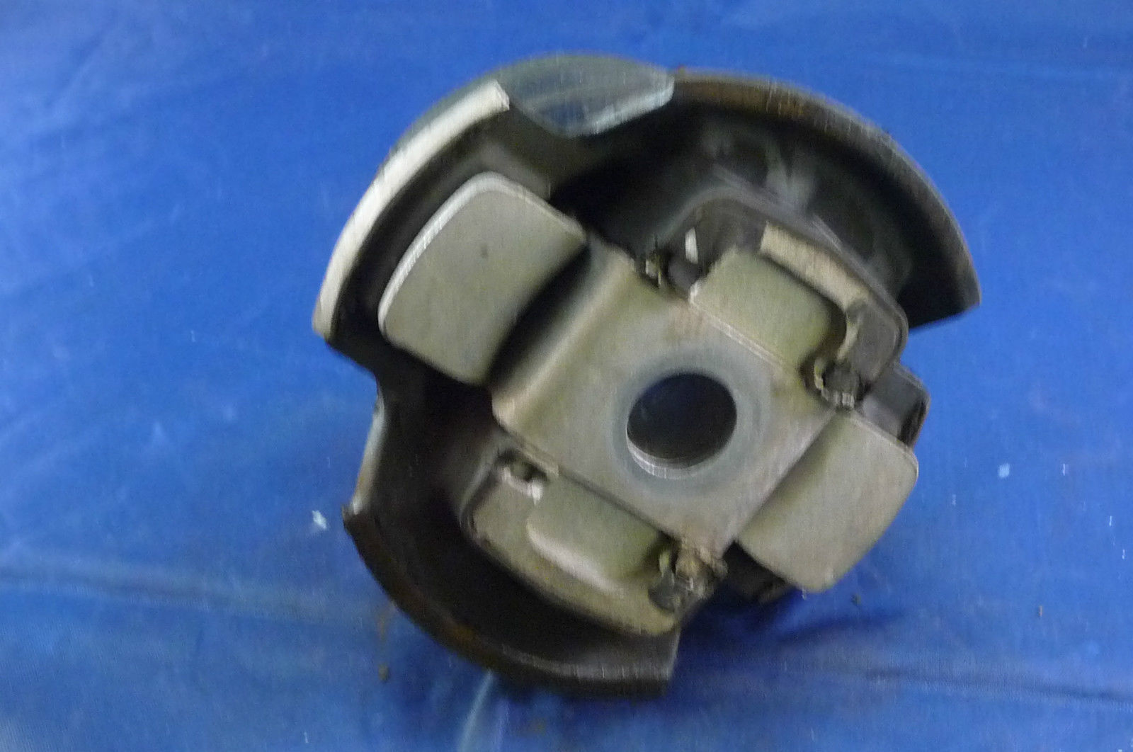 Mercedes Benz W164 Rubber Mounting A 1643510042 OEM OE | LA Global Parts