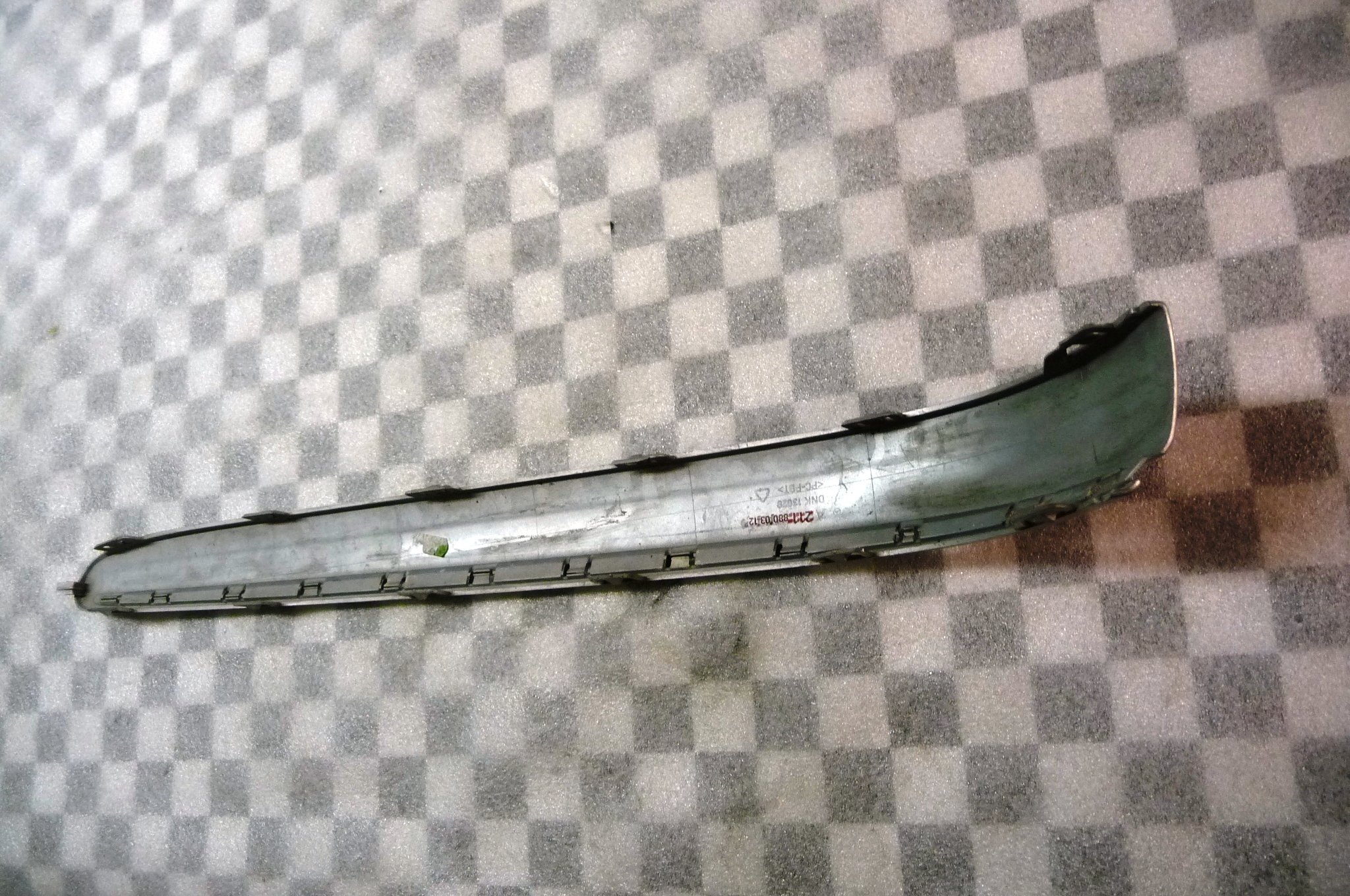 Mercedes Benz E Rear Bumper Left Protective Moulding w/o Chrome ...