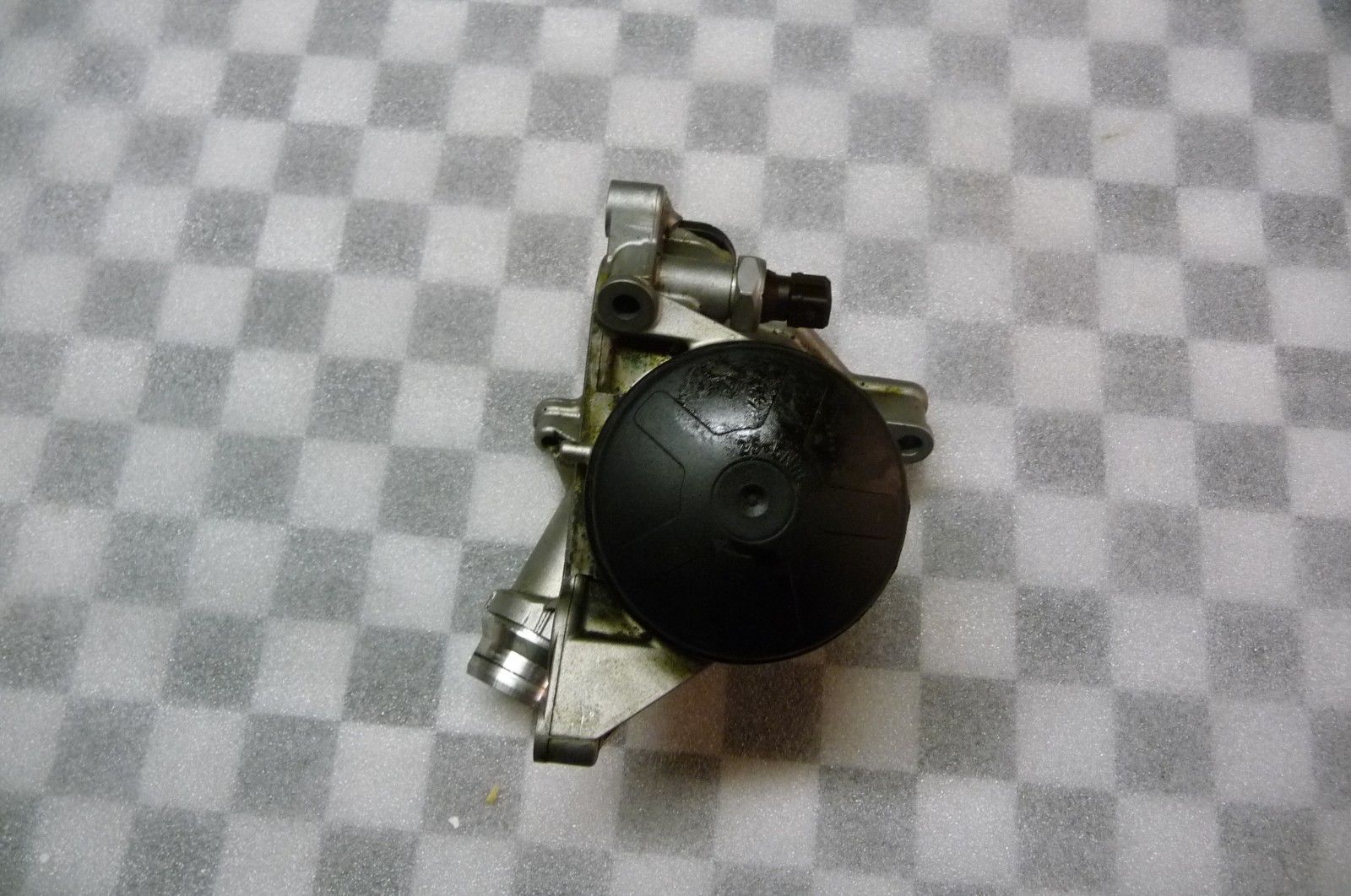 BMW 3 5 Series X1 X3 Z4 Oil Filter Housing Assembly 11427516383 OEM OE ...