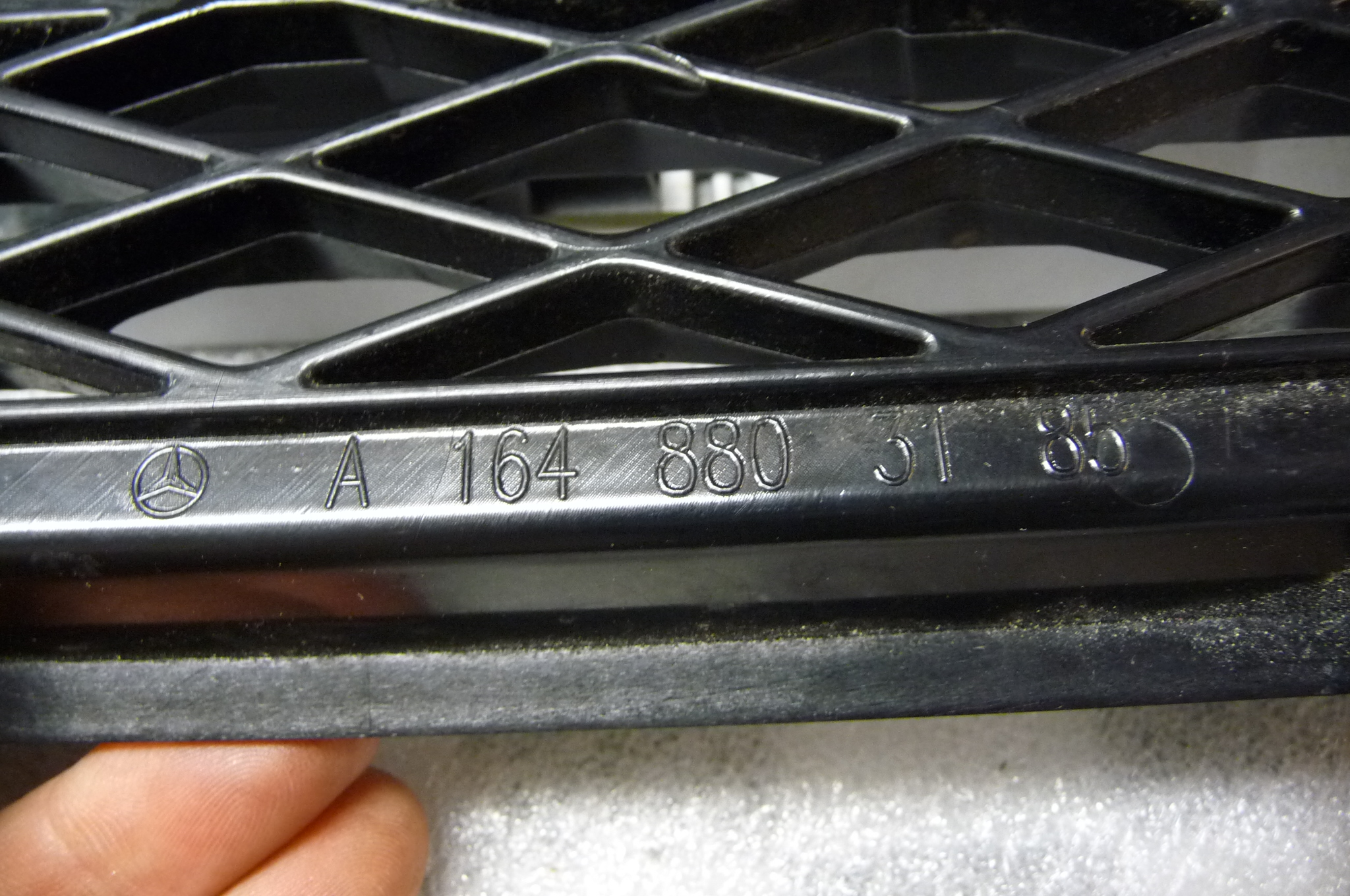 Mercedes Benz X164 GL Class GL550 Front Grille Grill Assembly ...